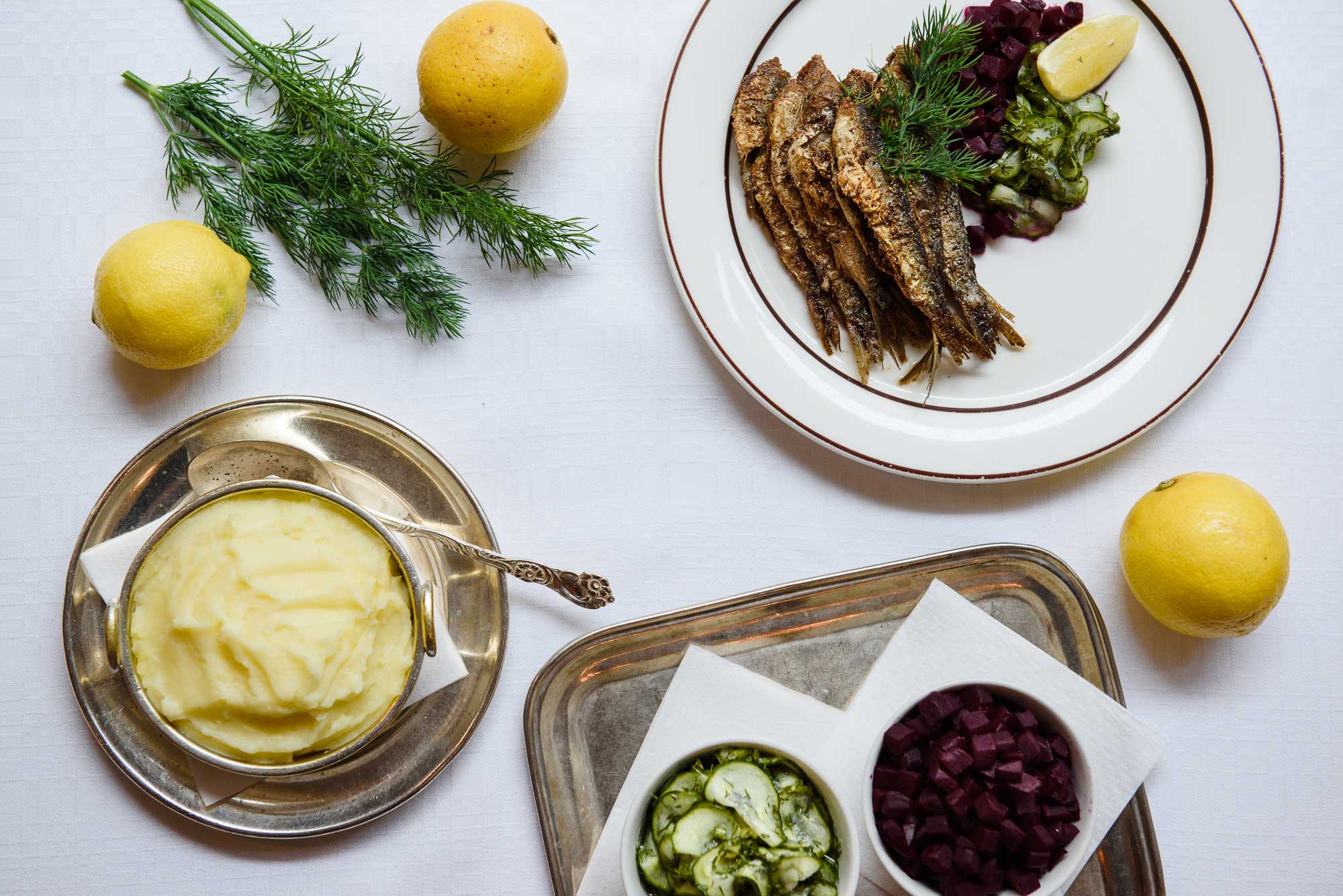 Restaurant Kosmos – Explore our menu